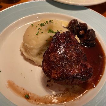 SWEETWATER TAVERN - Updated January 2026 - 934 Photos & 1217 Reviews ...