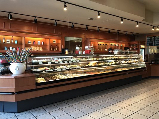 ASTORIA PASTRY SHOP - 268 Photos & 272 Reviews - Bakeries - 320 S Main ...