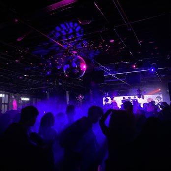 THE BROOKLYN MONARCH - Updated April 2025 - 37 Photos & 41 Reviews - 23 ...