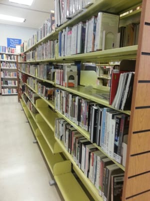 CESAR CHAVEZ CENTRAL LIBRARY - Updated January 2026 - 68 Photos & 20 ...