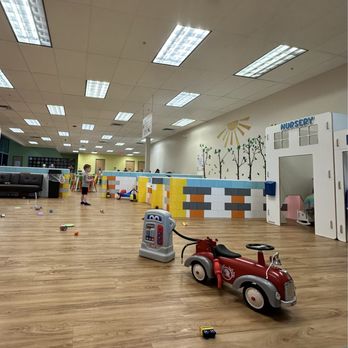 THE BUSY BEE PLAY CAFE - Updated November 2024 - 48 Photos & 17 Reviews ...