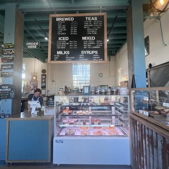 BAKED & BREW - Updated October 2025 - 78 Photos & 48 Reviews - 1310 ...