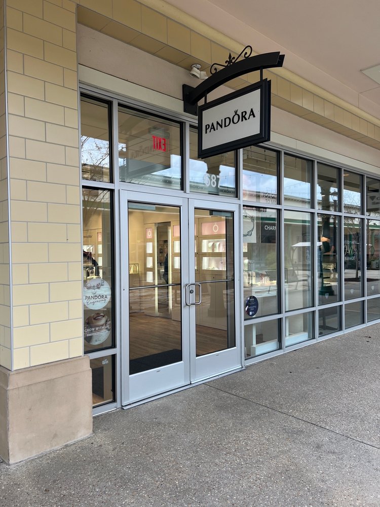 PANDORA - Updated April 2025 - 200 Tanger Outlet Blvd, Pooler, Georgia ...