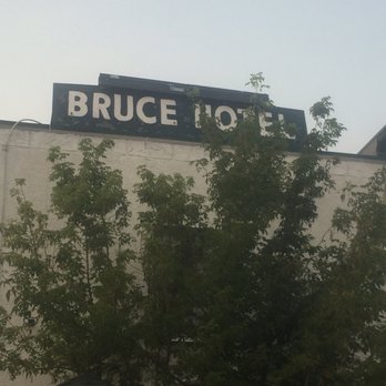 BRUCE HOTEL - Updated October 2025 - 36 Photos & 15 Reviews - 104 Main ...