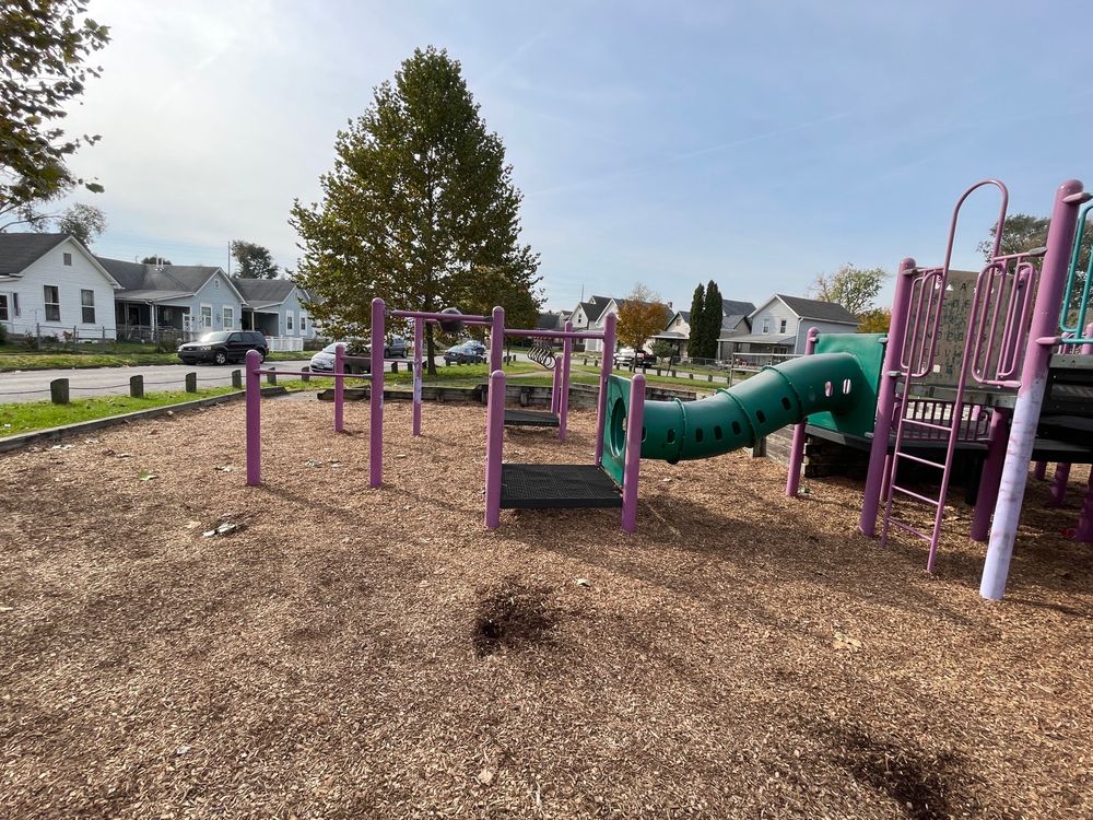 MCCARTY TRIANGLE PARK - Updated June 2025 - 21 Photos - 1100 W McCarty ...