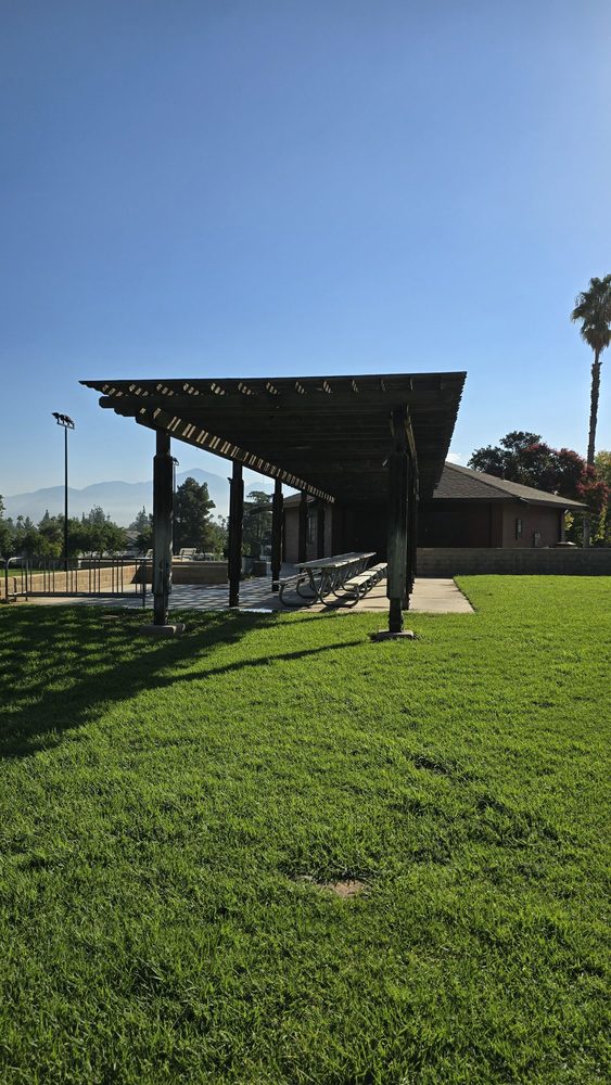 BROOKSIDE PARK - Updated November 2025 - 41 Photos & 22 Reviews - 1630 ...