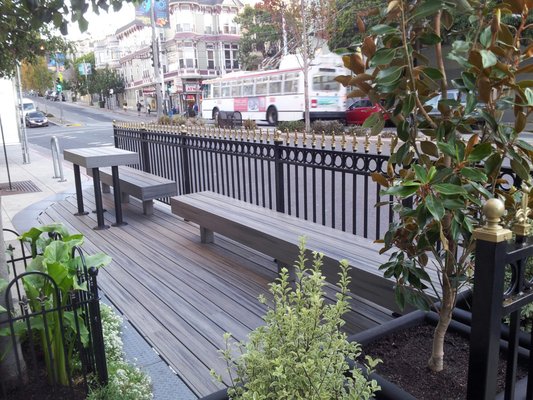 DIVISADERO & HAIGHT PARKLET - Updated April 2025 - 258 Divisadero St ...