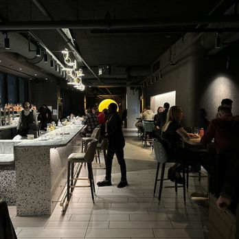 IO GODFREY LOUNGE - Updated August 2024 - 94 Photos & 44 Reviews - 1401 ...