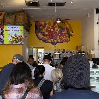 VEES CAFE - Updated July 2024 - 870 Photos & 947 Reviews - 5418 W Adams ...