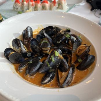 CUTTERS CRABHOUSE - 1793 Photos & 1685 Reviews - 2001 Western Ave ...