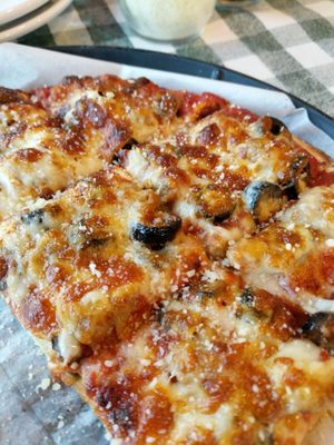 MANYPENNY BISTRO - 84 Photos & 84 Reviews - Pizza - 201 Manypenny Ave ...