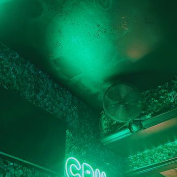 CRU LOUNGE - EDGEWOOD - Updated October 2025 - 31 Photos - 11 Reviews ...