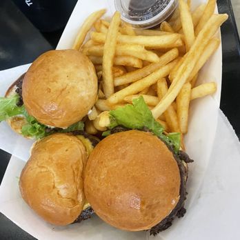 BURGER NV - Updated July 2025 - 44 Photos & 47 Reviews - 299 E Plumb Ln ...