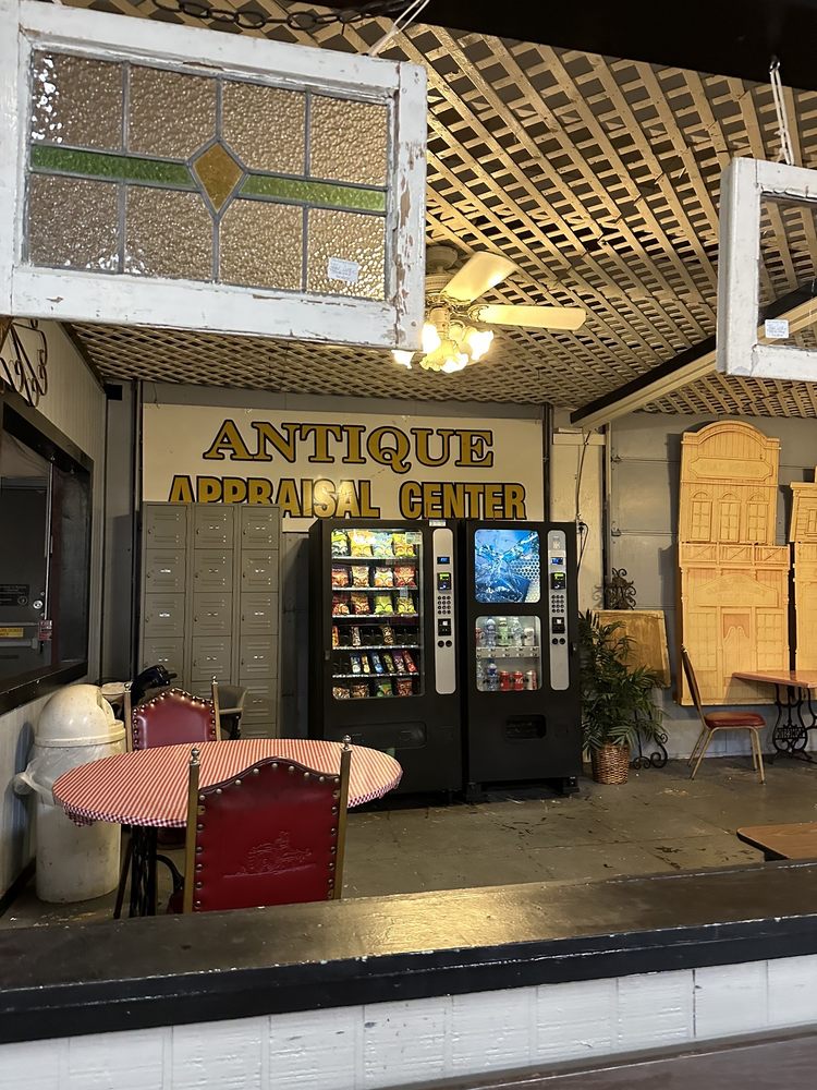 THE ANTIQUE GALLERY OF HOUSTON - Updated December 2025 - 238 Photos ...