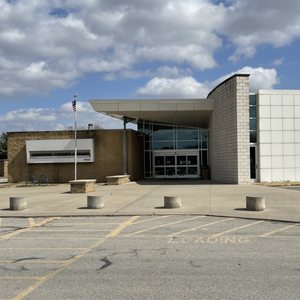 JOHNSON COUNTY LIBRARY - SHAWNEE - Updated October 2024 - 13811 Johnson ...