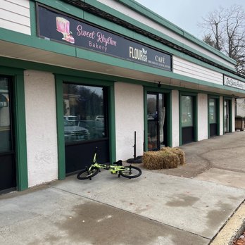 FLOURISH CAFE - Updated October 2024 - 164 Photos & 26 Reviews - 1480 ...