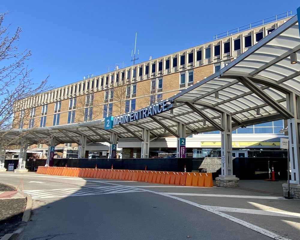 UPMC PASSAVANT - MCCANDLESS - Updated December 2025 - 15 Reviews - 9100 ...