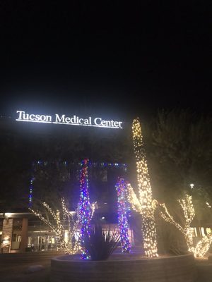 TMC EMERGENCY ROOM - 22 Photos & 28 Reviews - 5301 E Grant Rd, Tucson ...