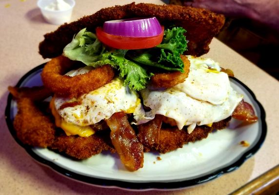 TOP FUEL SALOON - 51 Photos & 37 Reviews - 275 S Hickory St, Braidwood ...