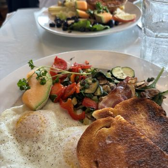 SANDPIPER CAFE - Updated July 2024 - 279 Photos & 386 Reviews - 429 W ...