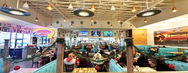 JOHNNY FAB’S CADILLAC GRILL - Updated January 2026 - 48 Photos & 86 ...