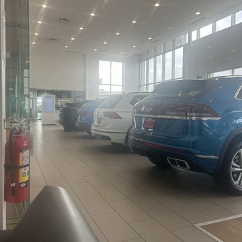 AUTOMAX VOLKSWAGEN - Updated October 2025 - 11 Photos & 108 Reviews ...