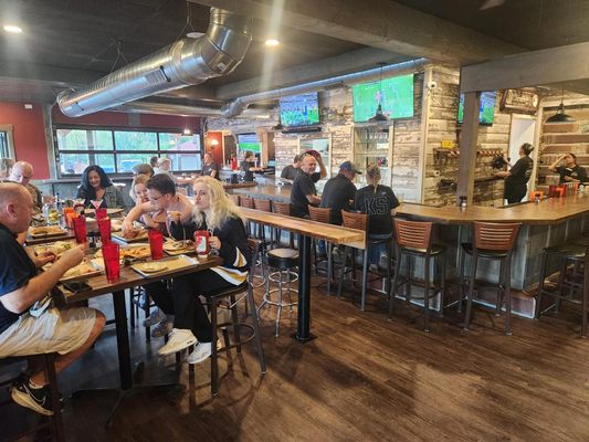 JAUDON PUBLIC HOUSE - Updated November 2024 - 20300 Holmes Rd, Belton ...