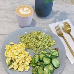 MERCI MONTECITO - 29 Photos & 36 Reviews - Cafes - 1028 Coast Village ...