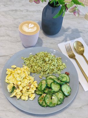 MERCI MONTECITO - 29 Photos & 36 Reviews - Cafes - 1028 Coast Village ...