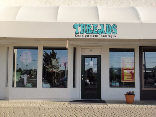 THREADS CONSIGNMENT BOUTIQUE - Updated May 2026 - 13 Reviews - 127 W ...