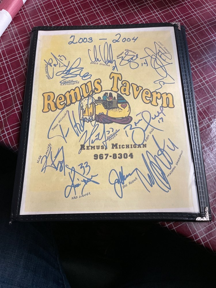 REMUS TAVERN - 10 Photos & 25 Reviews - 118 W Wheatland Ave, Remus ...