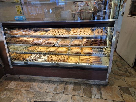 PARISI BAKERY ASTORIA - Updated August 2025 - 105 Photos & 197 Reviews ...