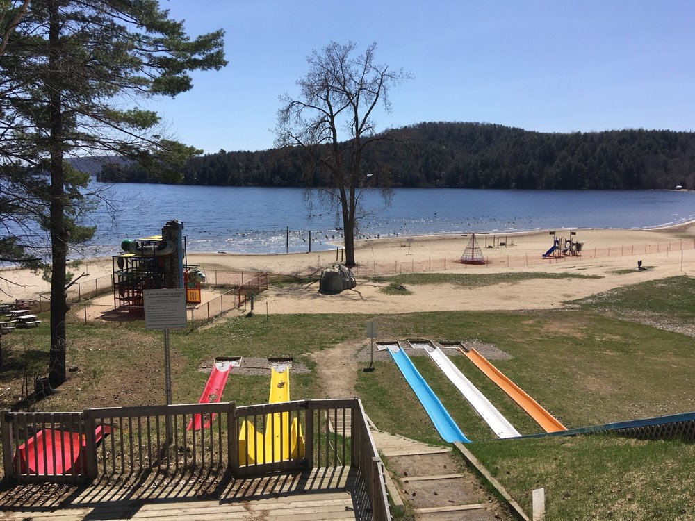 CENTRE TOURISTIQUE DU LAC-SIMON - Updated December 2025 - 1216 Rue ...