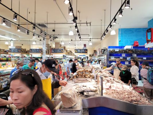 JMART - Updated December 2025 - 377 Photos & 182 Reviews - 136-20 ...