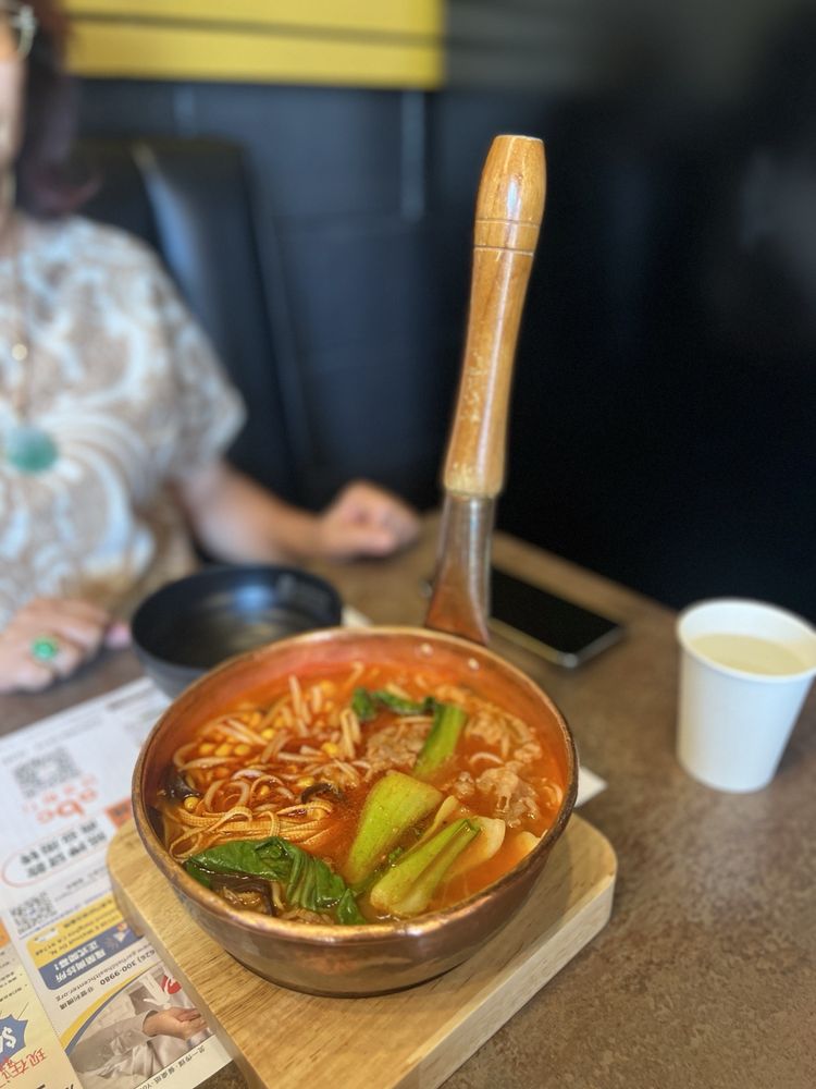 MEOW RICE NOODLE - Updated May 2025 - 296 Photos & 101 Reviews - 555 W ...