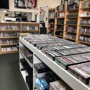 PLAY IT AGAIN RETRO VIDEO GAMES - 18 Photos & 25 Reviews - 27064 S Dixe ...