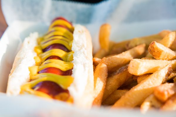 CHIX N STIX - Updated October 2025 - 31 Photos & 38 Reviews - 800 21st ...