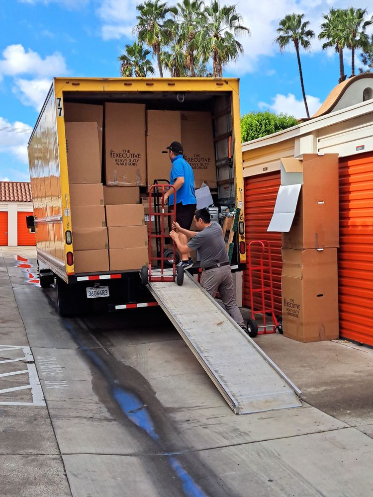 SOS MOVING - Updated January 2026 - 93 Photos & 90 Reviews - 7400 ...