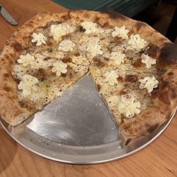 PIZZERIA FLORIAN - Updated November 2024 - 77 Photos & 32 Reviews - 650 Main St, East Aurora ...