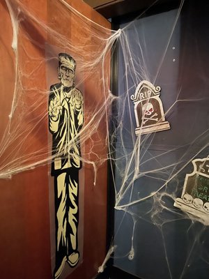 LIFE OF RILEY TAVERN - 113 Photos & 283 Reviews - Burgers - 300 NW 10th ...