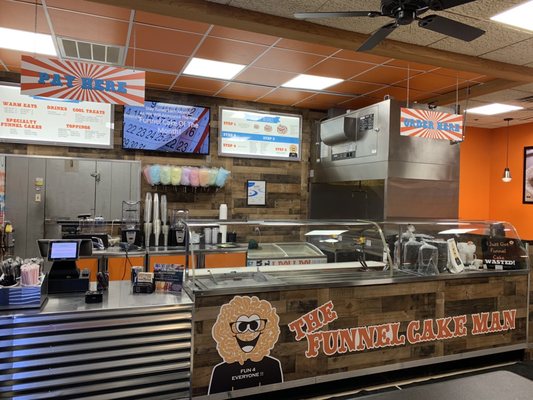 THE FUNNEL CAKE MAN - Updated December 2025 - 21 Photos & 14 Reviews ...