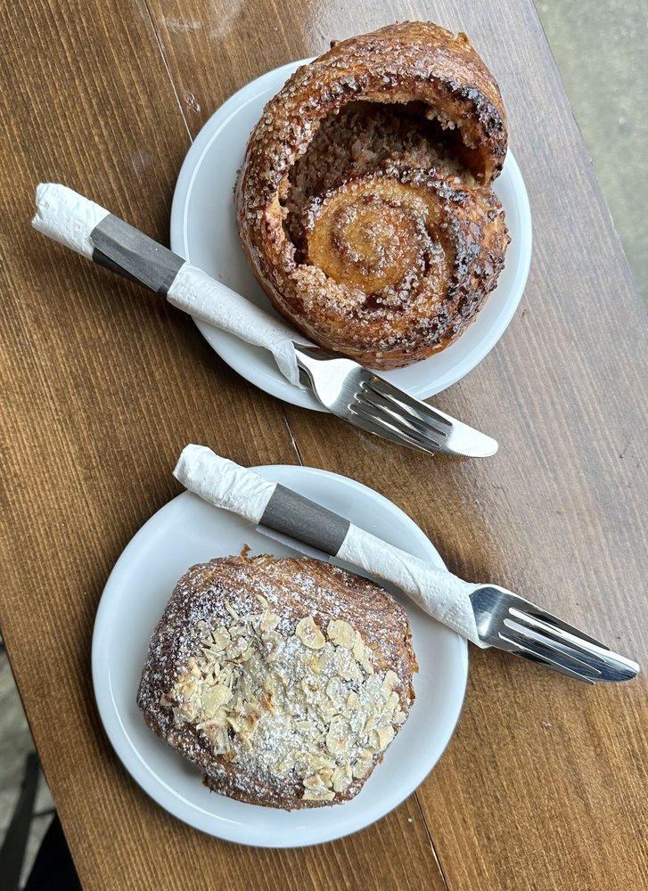 IL MUNDO CAFE AND BAKERY - 28 Photos - 1858 Commercial Drive, Vancouver ...