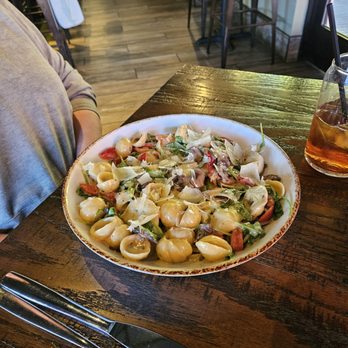 THE PUB AT 333 - Updated December 2025 - 188 Photos & 201 Reviews - 333 ...