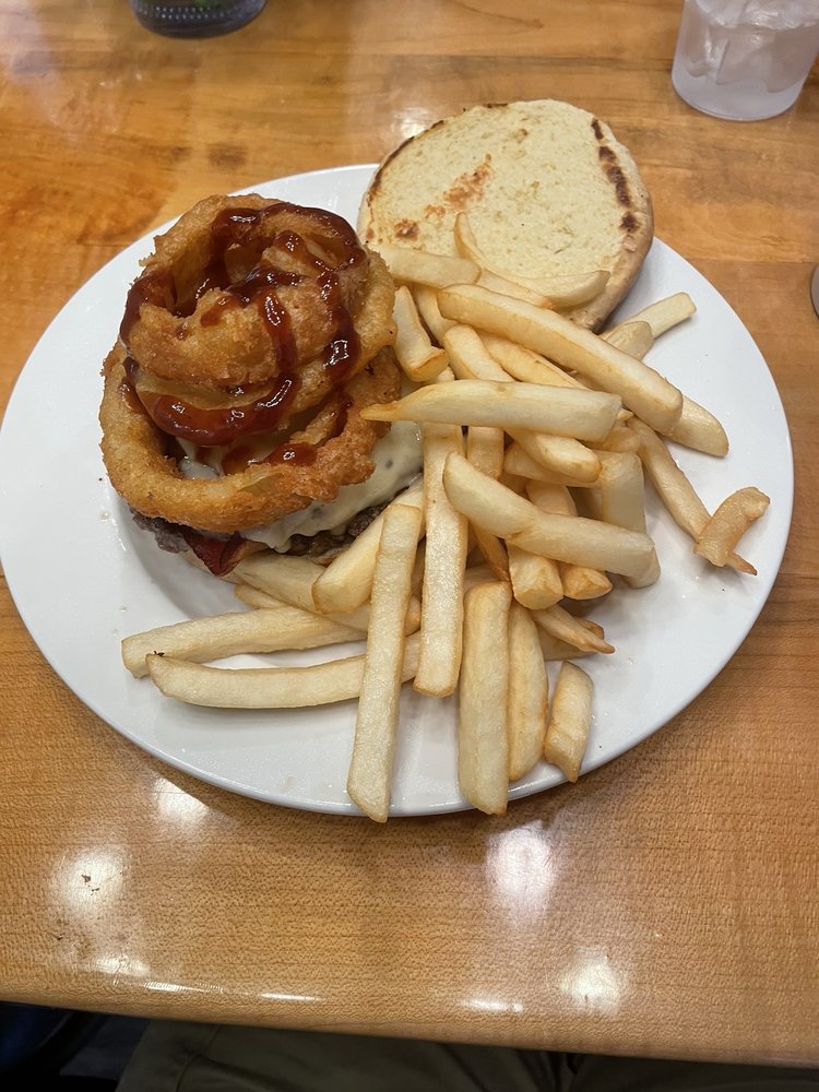 ROUNDABOUT - Updated October 2025 - 164 Elm St, West Springfield ...