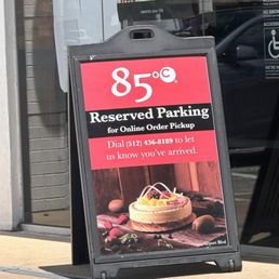 85°C BAKERY CAFE - AUSTIN AIRPORT - Updated January 2025 - 641 Photos ...