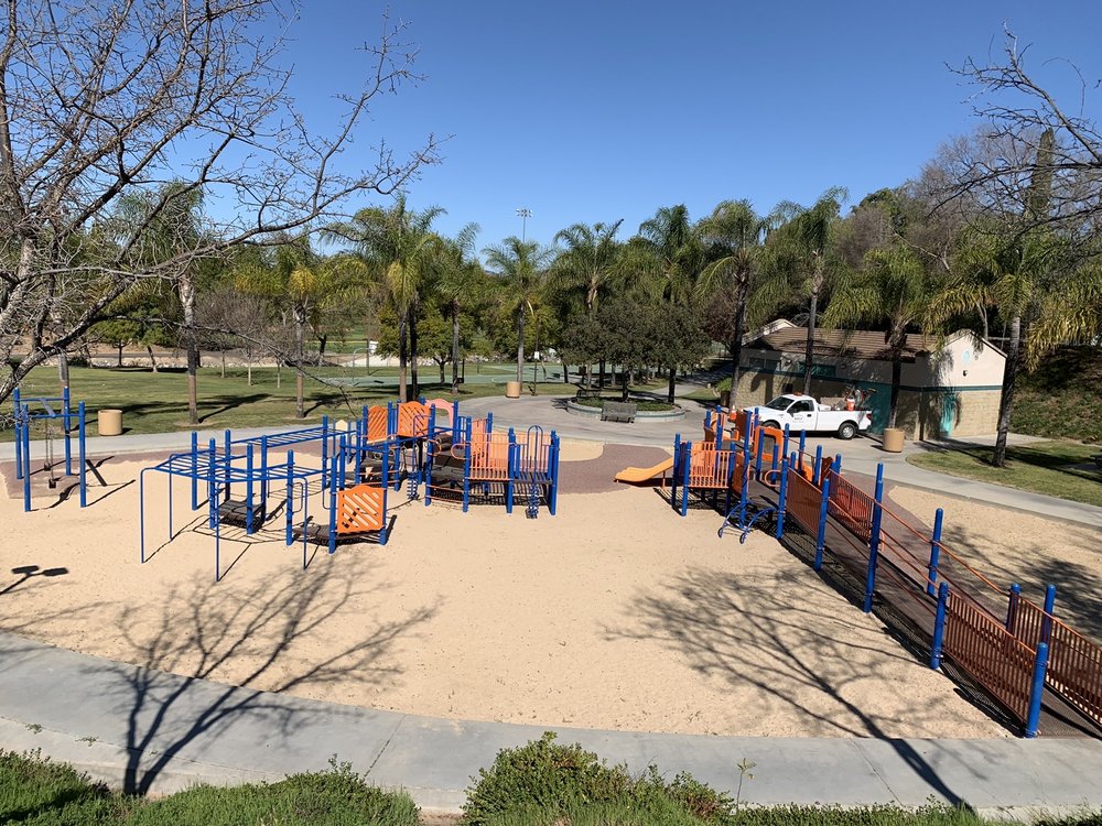 AROVISTA PARK - 26 Photos & 14 Reviews - 500 S Sievers St, Brea ...