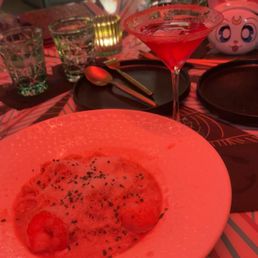 EXPERIENCE ZUZU - Updated October 2025 - 833 Photos & 319 Reviews - 511 ...