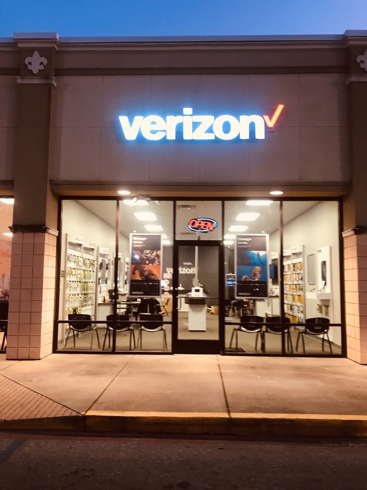 VERIZON WIRELESS STORE - Updated July 2025 - 710 N Davis Ave, Cleveland ...