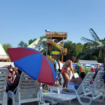 SPLASHDOWN BEACH - Updated July 2025 - 110 Photos & 102 Reviews - 16 ...