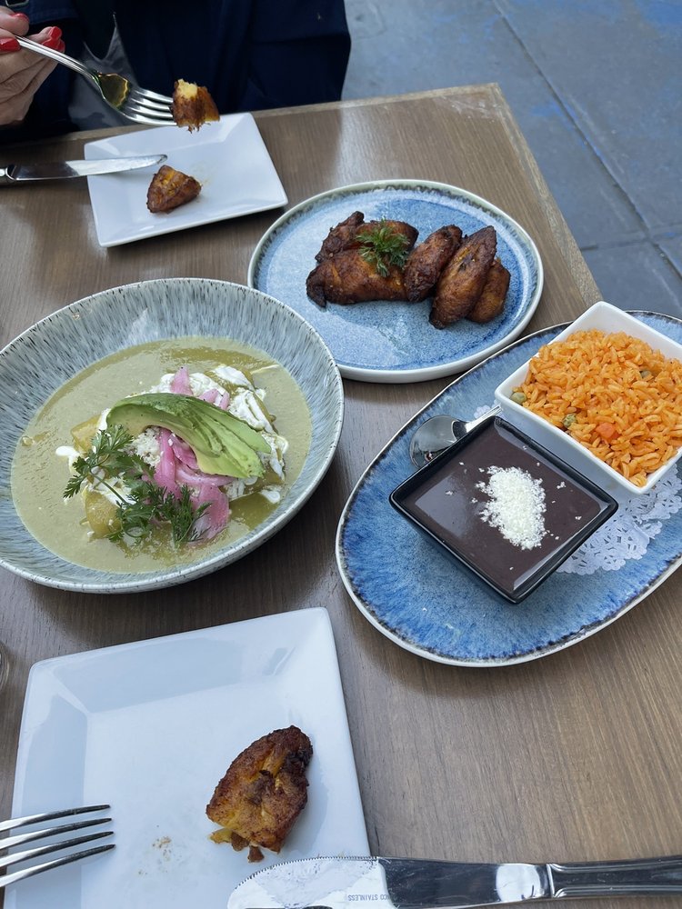 FRIDA MIDTOWN - 219 Photos & 86 Reviews - 214 E 52nd St, New York, NY ...